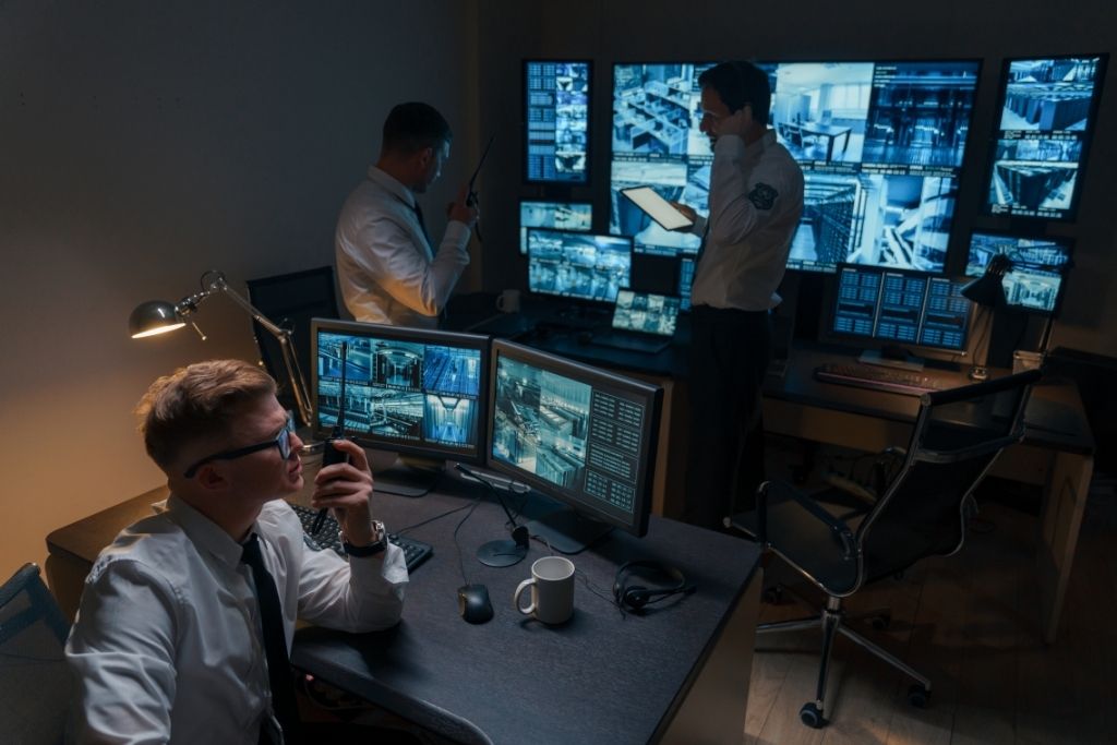 24/7 Security System Alarm Monitoring Service - LINSTAR Security